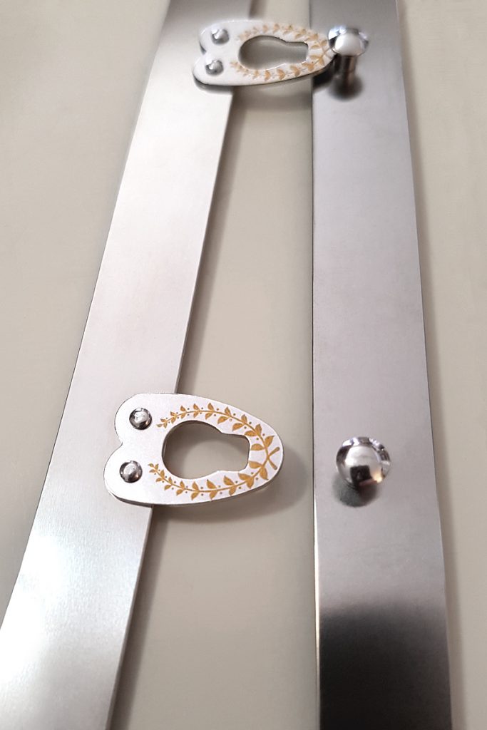 Vanyanís Engraved Corset Busk - Gold | Vanyanís